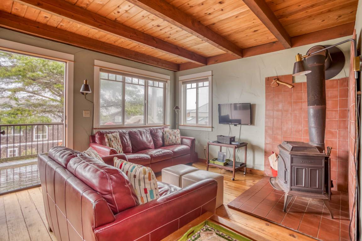 93 M² House ∙ 3 Bedrooms ∙ 7 Guests - Cannon Beach, OR