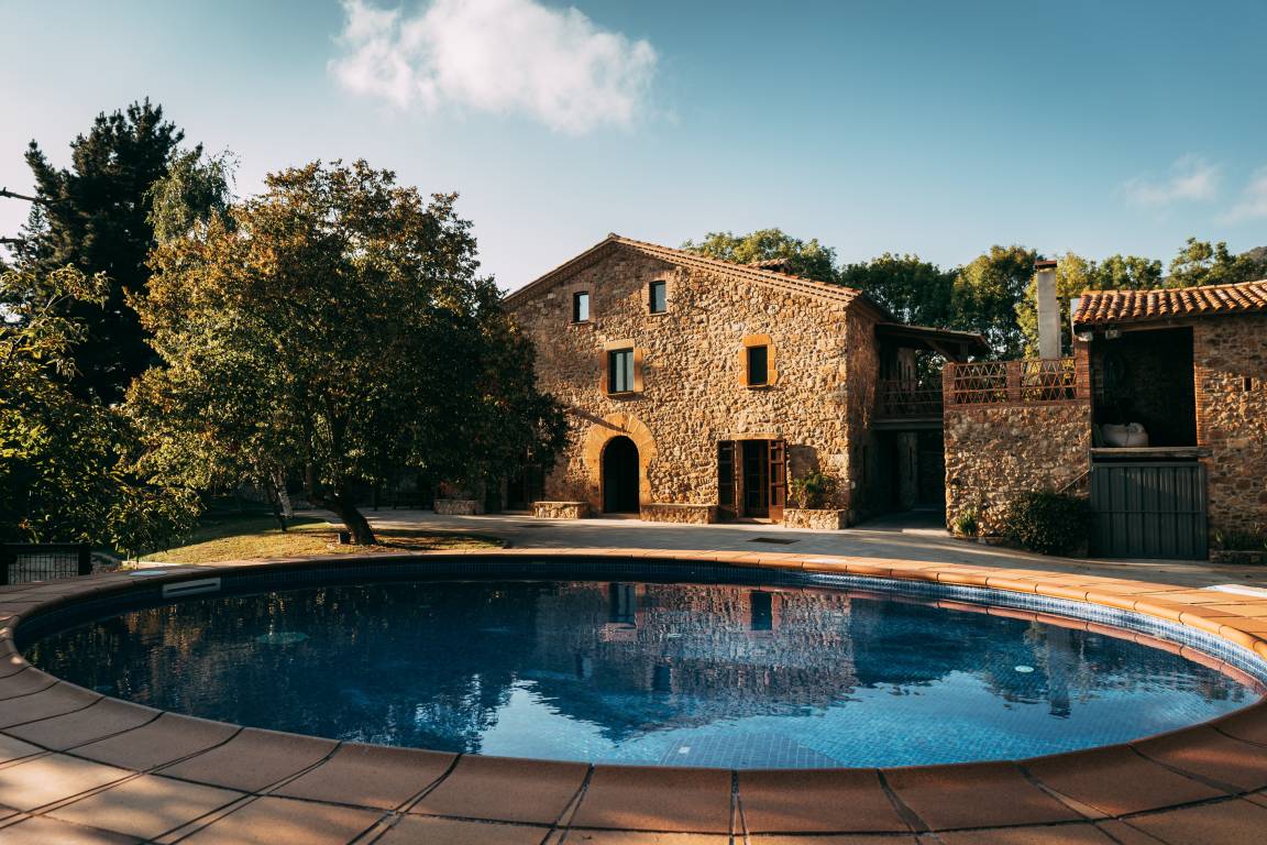 452 M² Casa ∙ 6 Habitaciones ∙ 20 Huéspedes - Tavertet