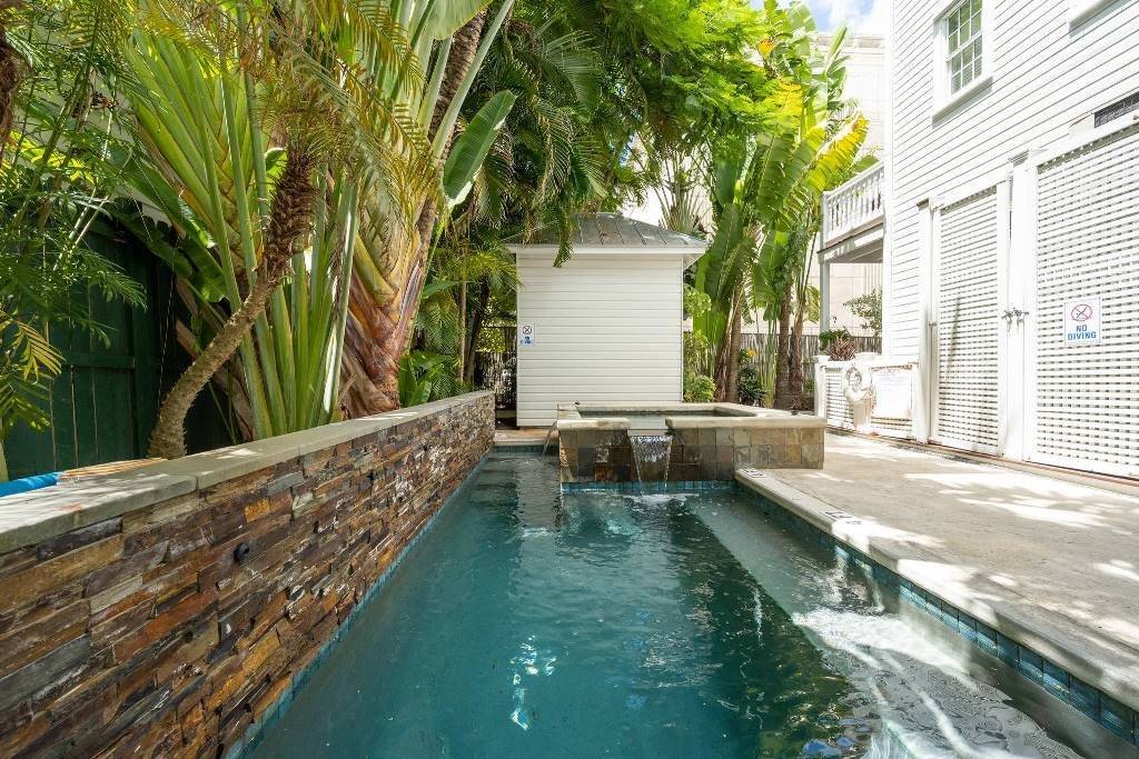 House ∙ 2 Bedrooms ∙ 4 Guests - Key West, FL