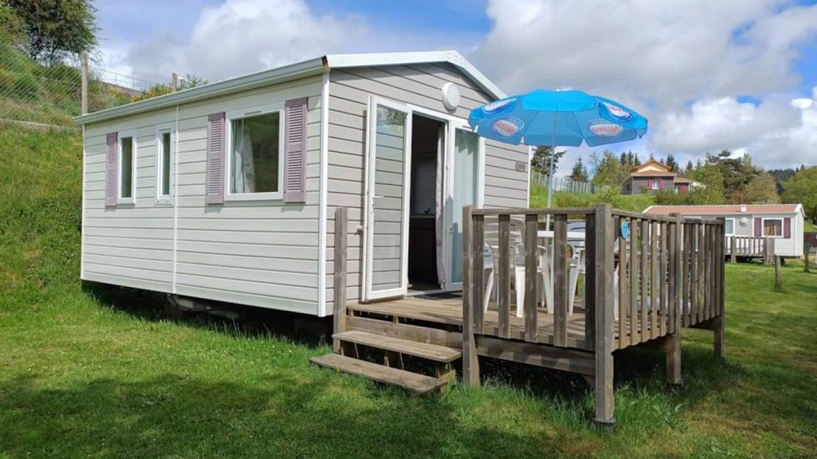 30 M² Camping ∙ 1 Chambre ∙ 4 Personnes - Lozère