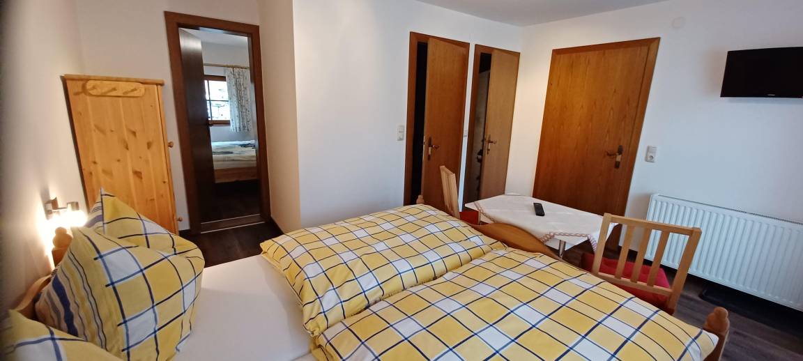 20 M² Hotelli ∙ 2 Makuuhuonetta ∙ 4 Vierasta - Goldegg