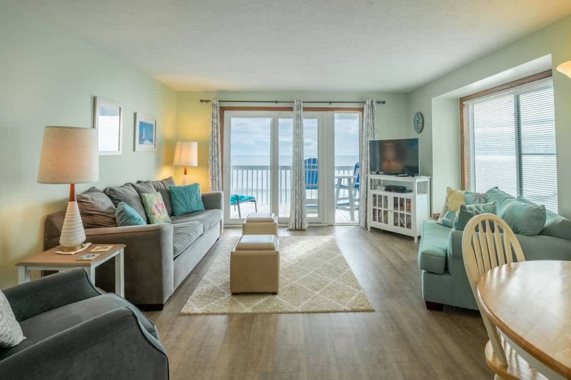 88 M² House ∙ 2 Bedrooms ∙ 6 Guests - Southport, NC