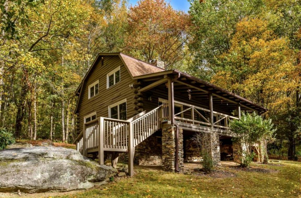 House ∙ 1 Bedroom ∙ 6 Guests - Stone Ashe Vineyards, Hendersonville
