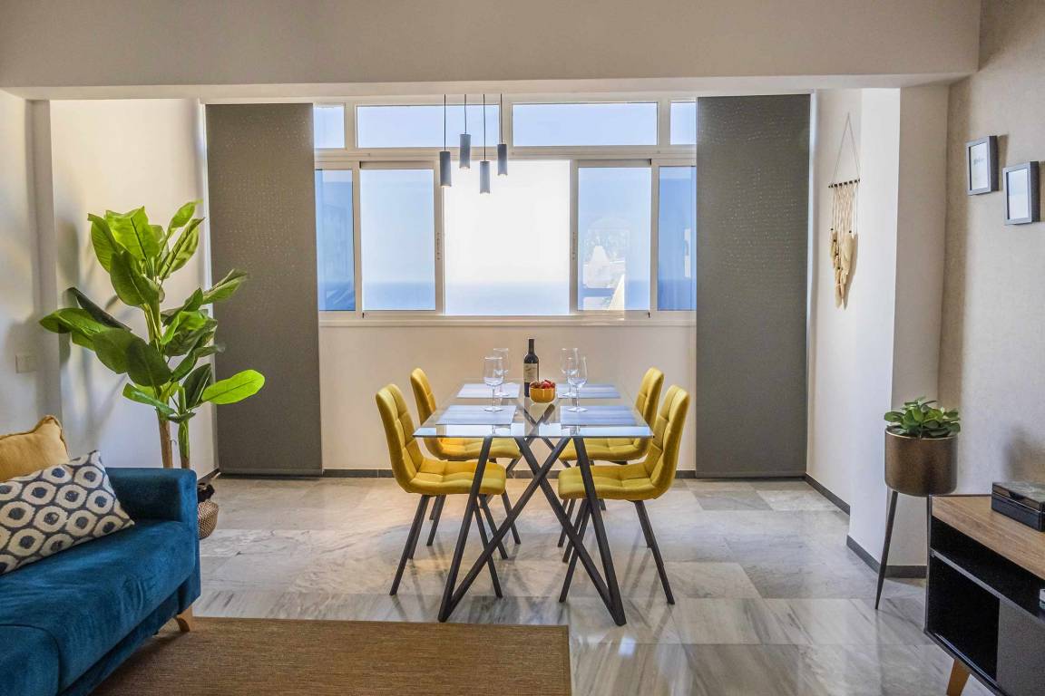 90 M² Apartamento ∙ 2 Habitaciones ∙ 5 Huéspedes - La Laguna