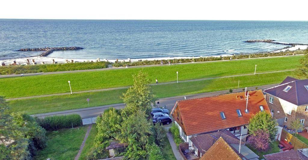 74 M² Ferienwohnung ∙ 2 Schlafzimmer ∙ 6 Gäste - Wisch