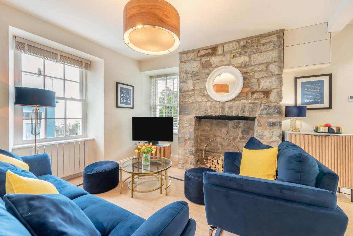 Apartment ∙ 3 Bedrooms ∙ 5 Guests - New Quay