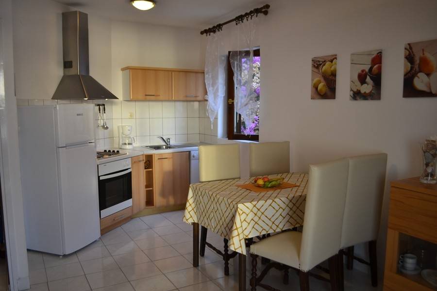 80 M² Ferienwohnung ∙ 2 Schlafzimmer ∙ 5 Gäste - Supetarska Draga