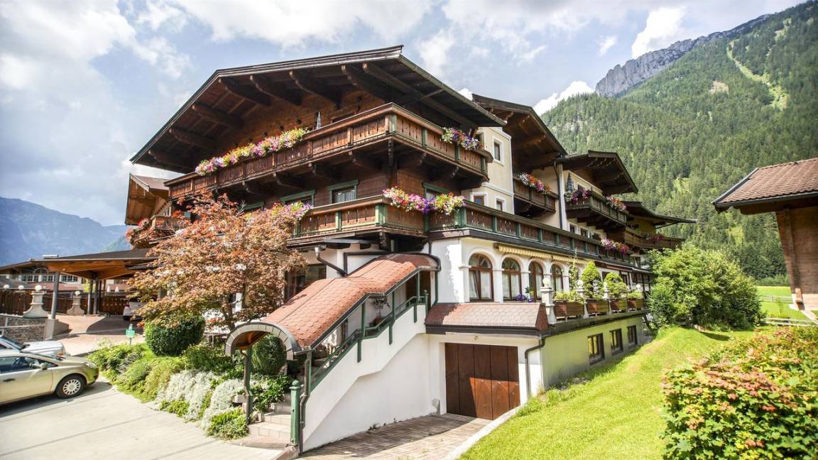 65 M² Apartment ∙ 2 Bedrooms ∙ 6 Guests - Fieberbrunn