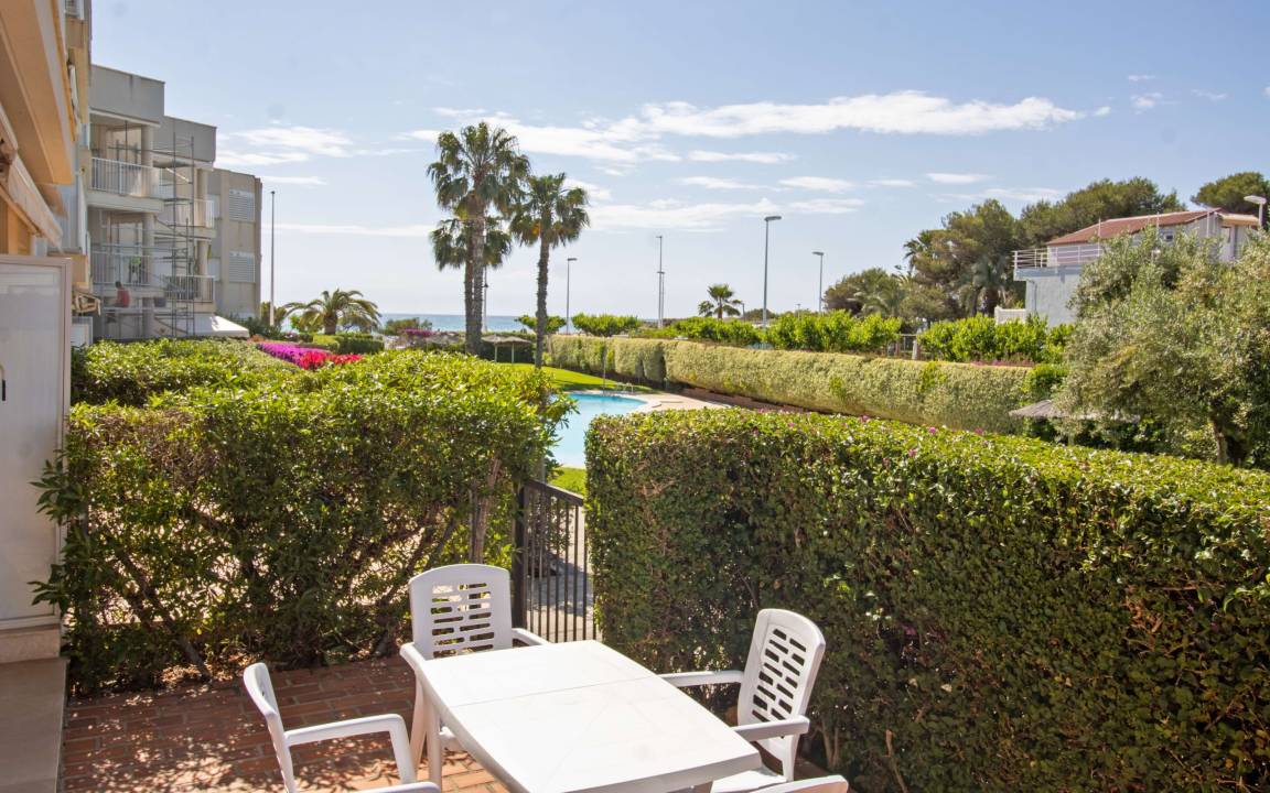 90 M² Apartamento ∙ 2 Habitaciones ∙ 6 Huéspedes - Cala Blanca