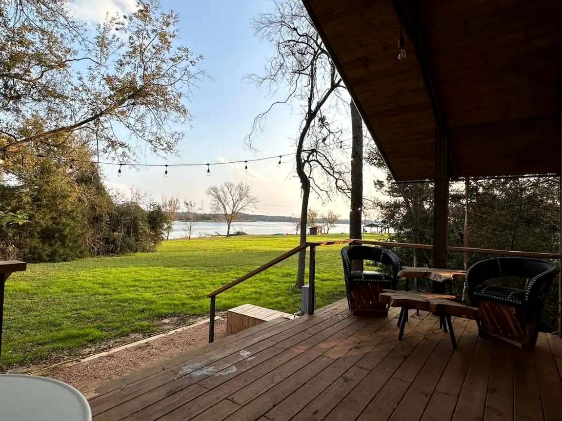 House ∙ 1 Bedroom ∙ 4 Guests - Lake Bastrop South Shore Park, Bastrop