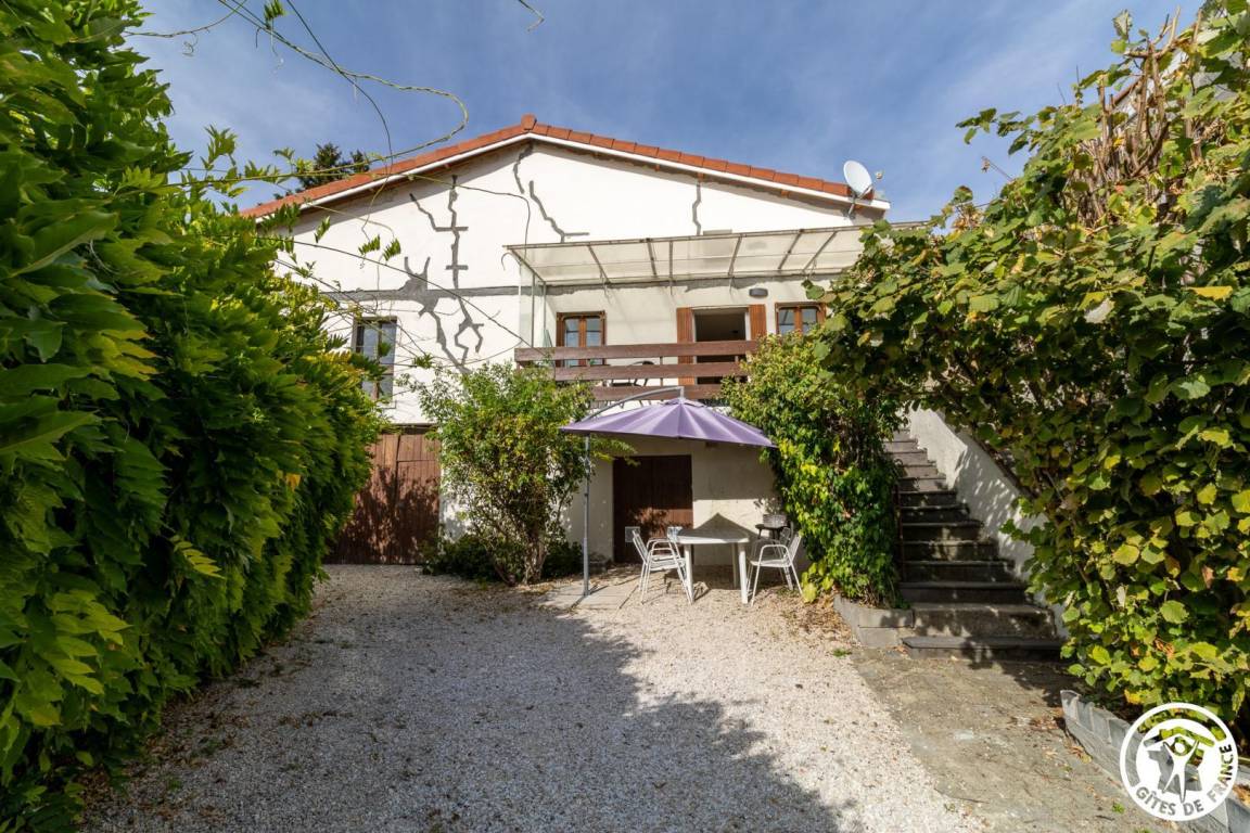 79 M² Gîte ∙ 2 Chambres ∙ 6 Personnes - Puy-de-Dôme