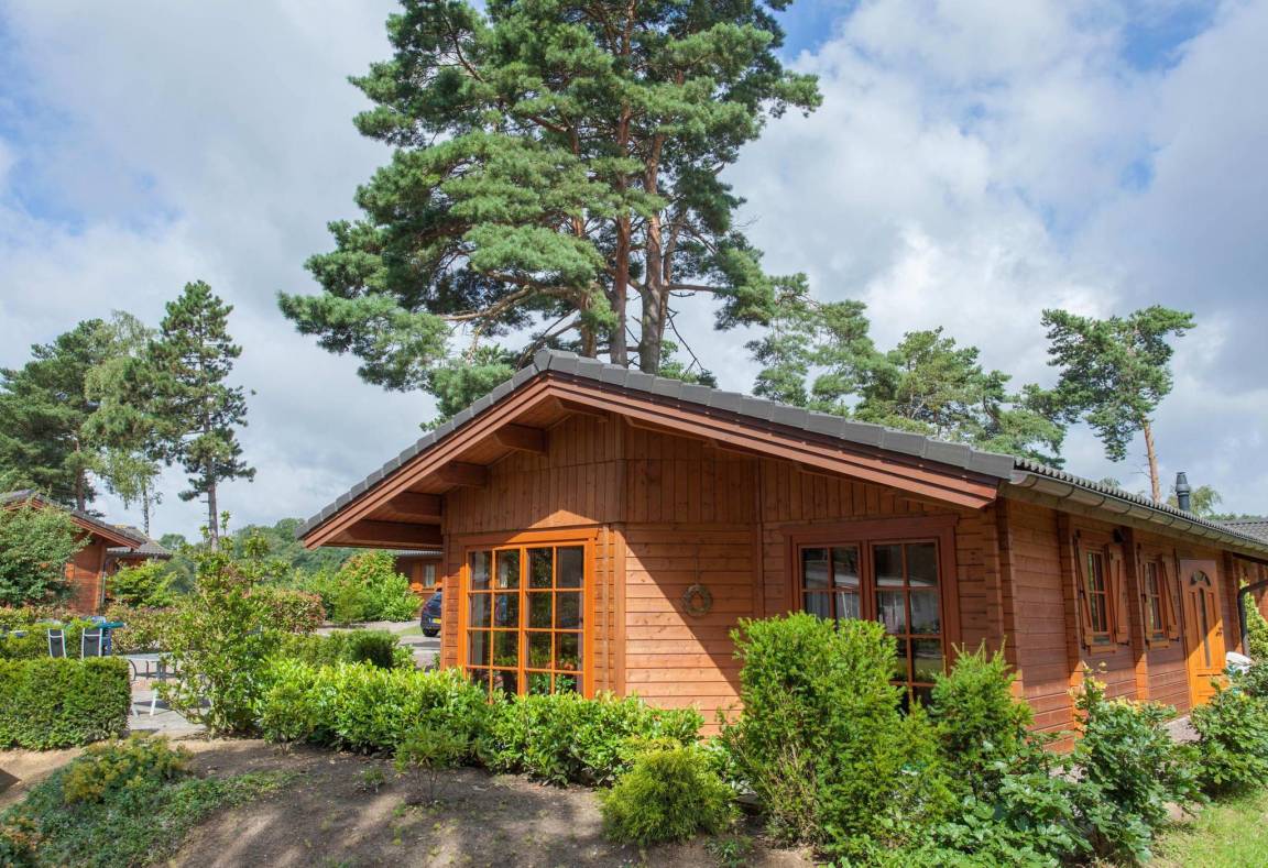 Bungalow ∙ 3 Bedrooms ∙ 6 Guests - Brunssum
