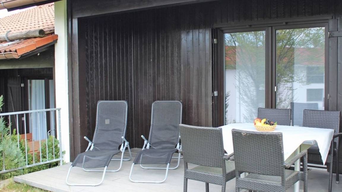 67 M² Ferienhaus ∙ 2 Schlafzimmer ∙ 5 Gäste - Steingaden
