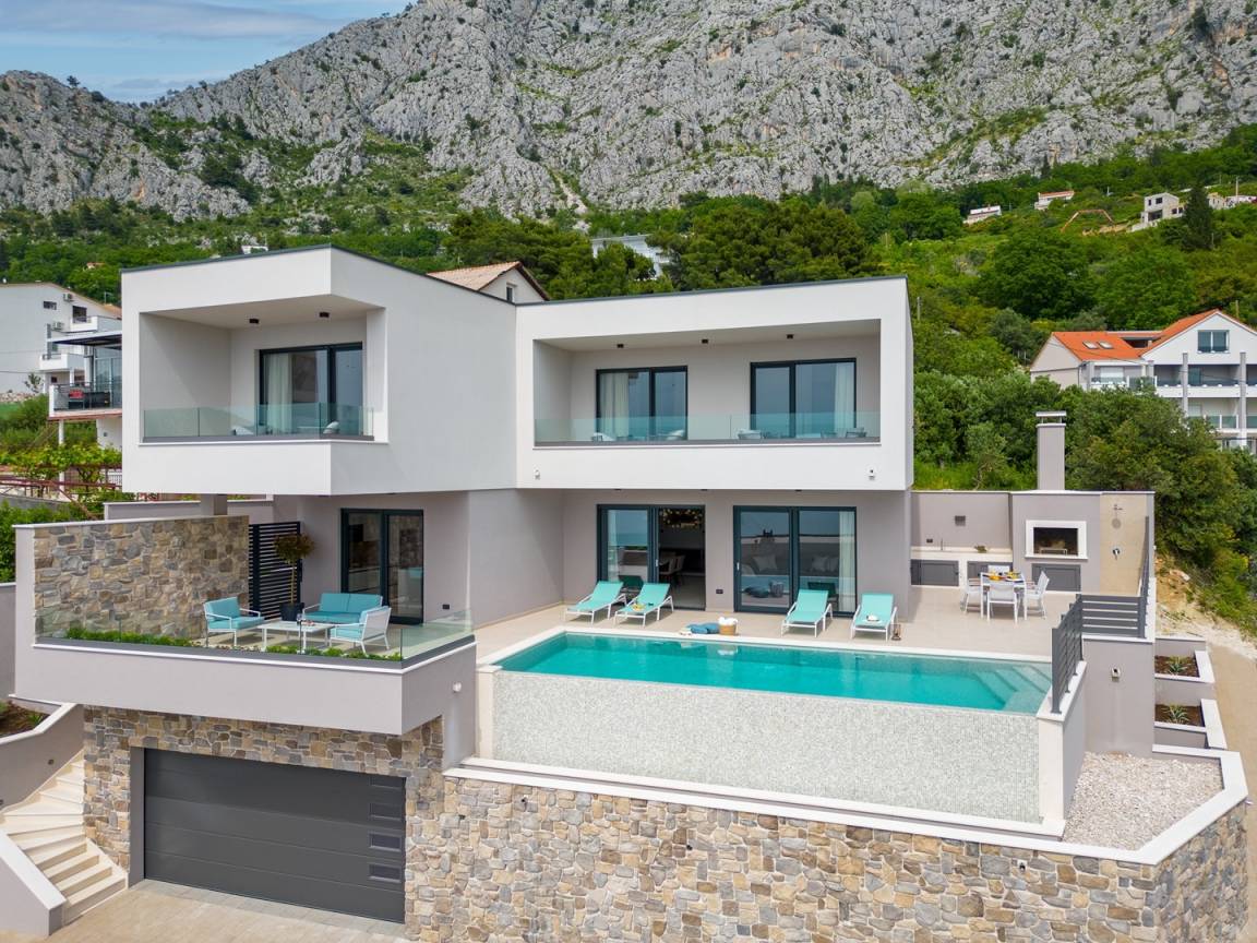 300 M² Villa ∙ 3 Habitaciones ∙ 6 Huéspedes - Omiš