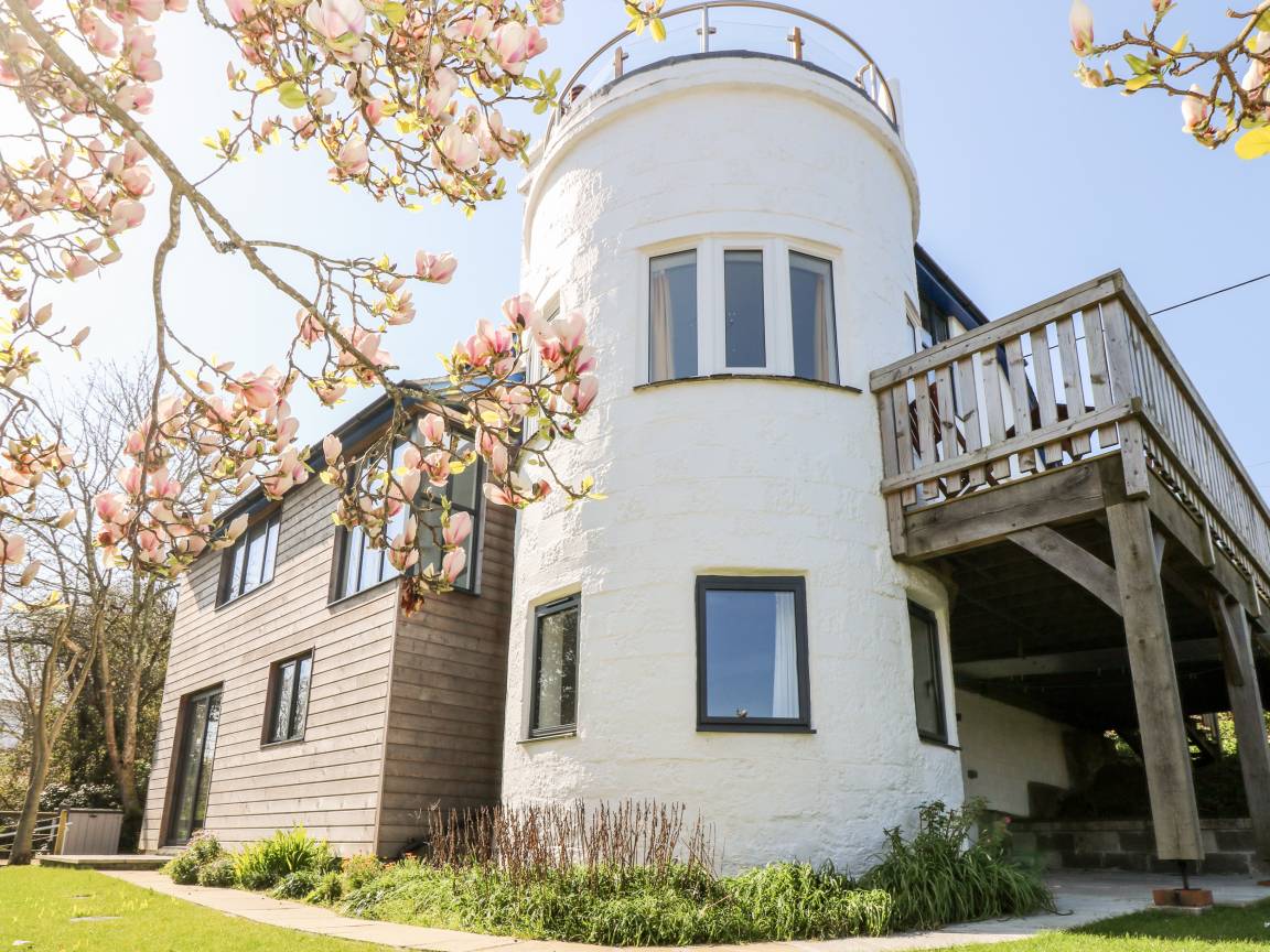 Cottage ∙ 4 Bedrooms ∙ 8 Guests - Coverack