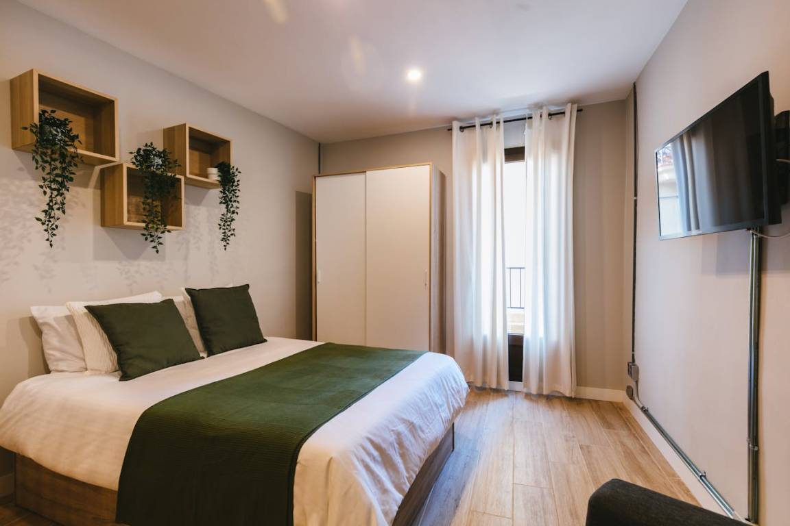 35 M² Apartamento ∙ 2 Hóspedes - Sant Cugat del Vallès