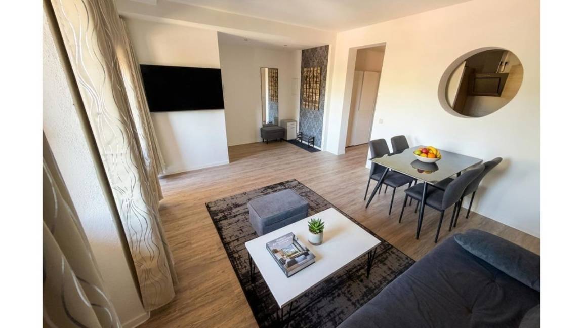 54 M² Apartment ∙ 1 Bedroom ∙ 5 Guests - Pirna