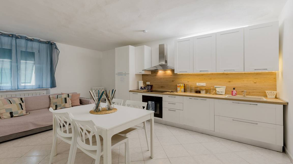 76 M² Ferienwohnung ∙ 2 Schlafzimmer ∙ 6 Gäste - Livorno