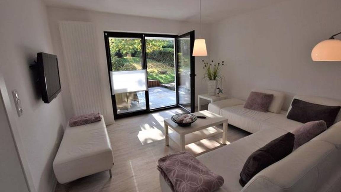 90 M² Ferienwohnung ∙ 2 Schlafzimmer ∙ 4 Gäste - Malente