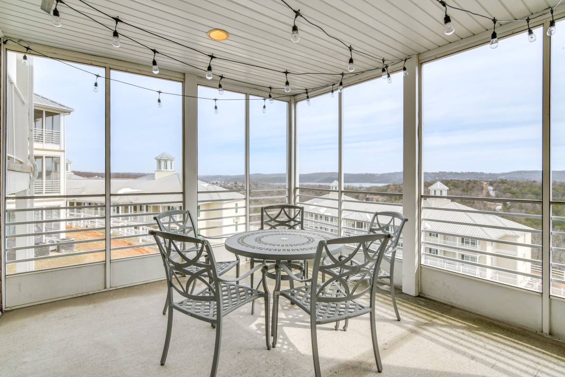 113 M² Apartment ∙ 2 Bedrooms ∙ 6 Guests - Coney Island, MO