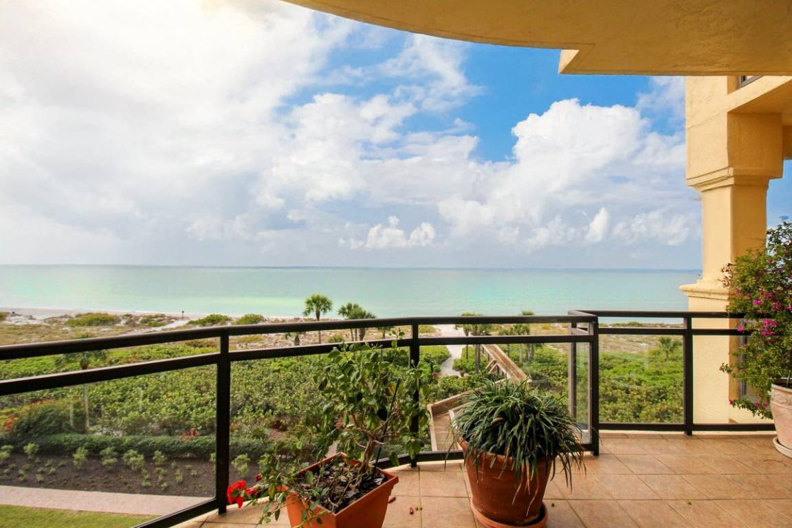353 M² Condo ∙ 4 Bedrooms ∙ 8 Guests - Longboat Key, FL