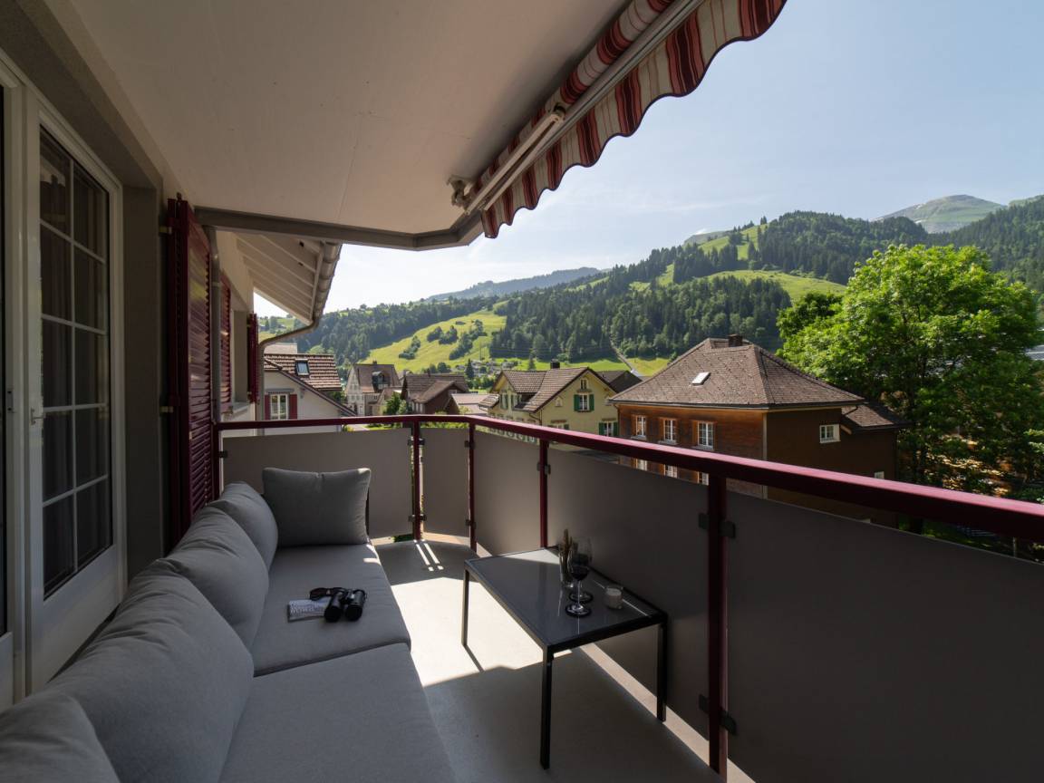 75 M² Ferienwohnung ∙ 2 Schlafzimmer ∙ 4 Gäste - Wildhaus