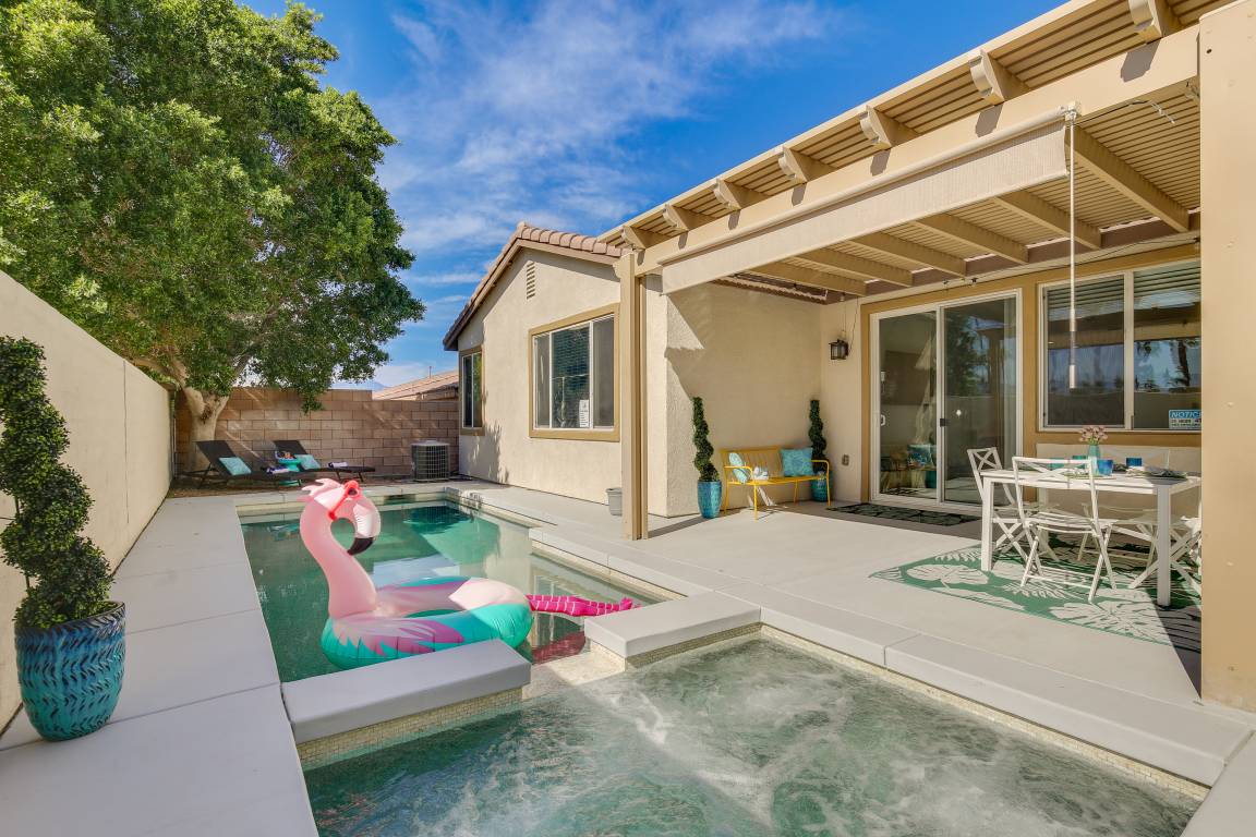 161 M² House ∙ 4 Bedrooms ∙ 10 Guests - Coachella, CA