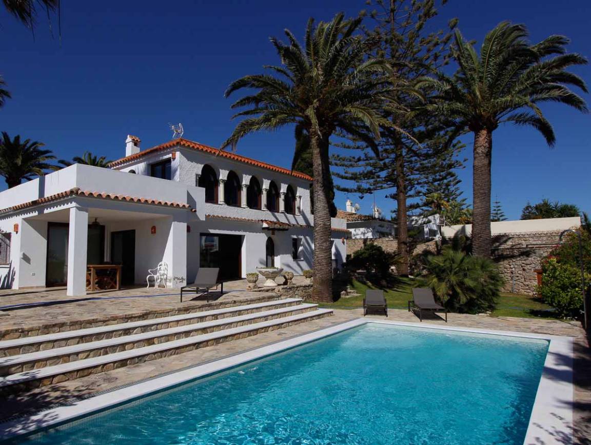 200 M² Casa ∙ 4 Habitaciones ∙ 8 Huéspedes - Conil de la Frontera