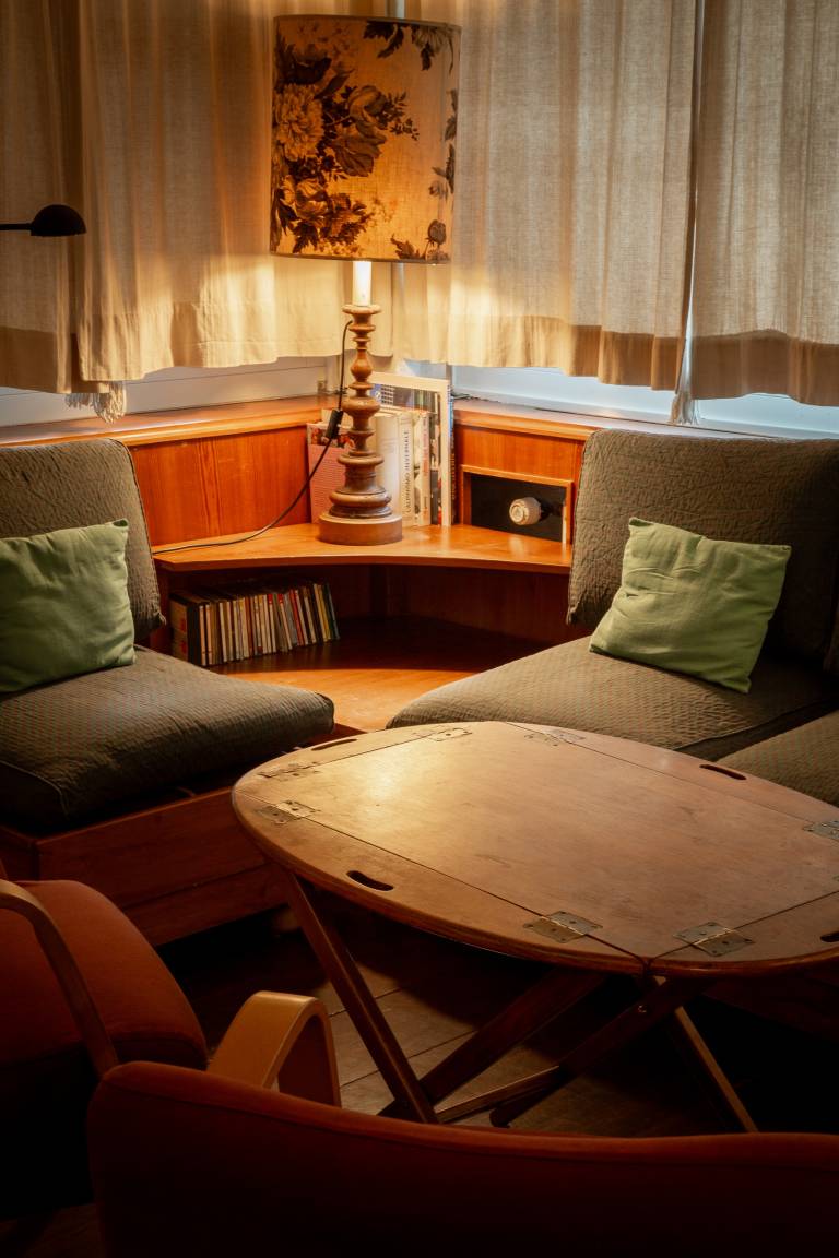 80 M² Apartment ∙ 2 Bedrooms ∙ 5 Guests - Saint Moritz