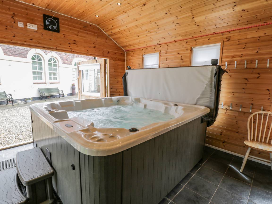 Cottage ∙ 6 Bedrooms ∙ 17 Guests - Runswick Bay
