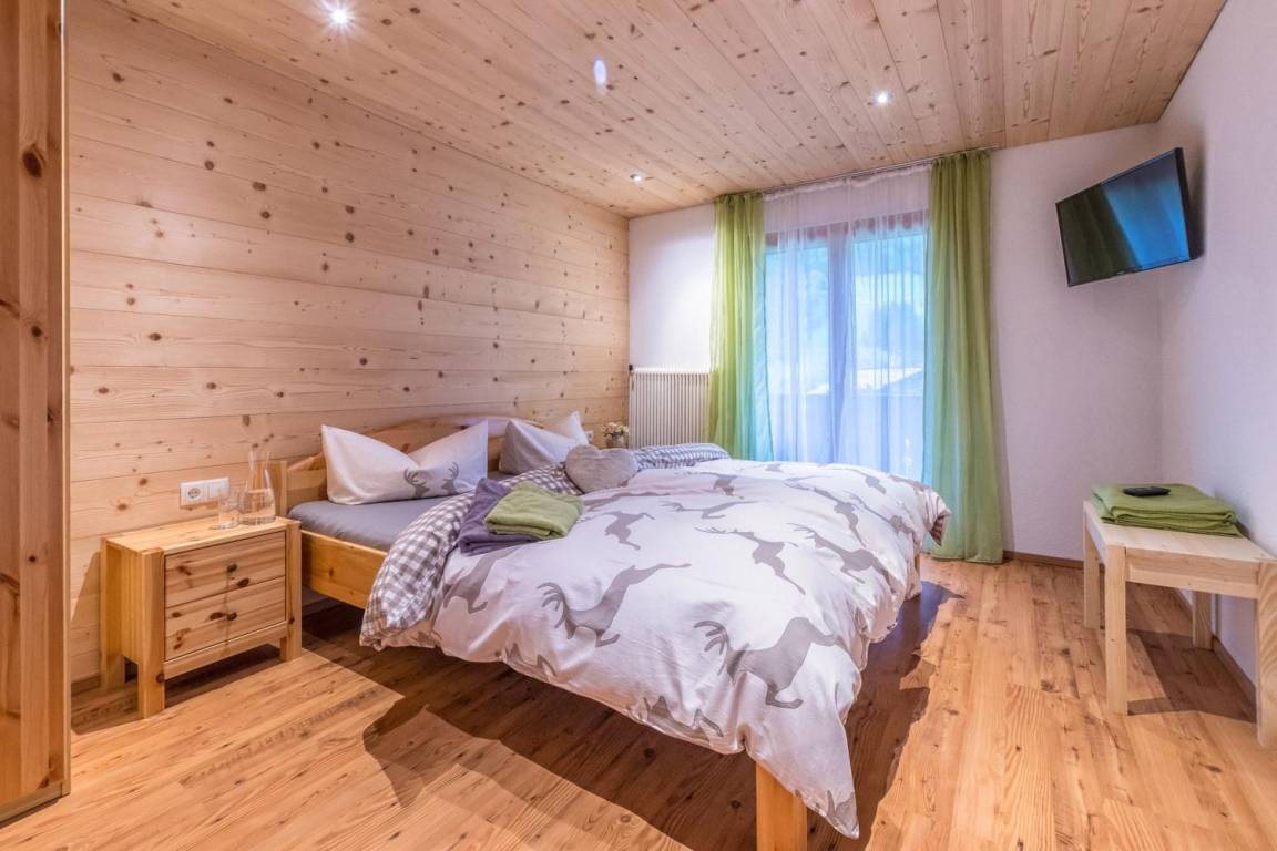 82 M² Ferienwohnung ∙ 3 Schlafzimmer ∙ 6 Gäste - Partenen