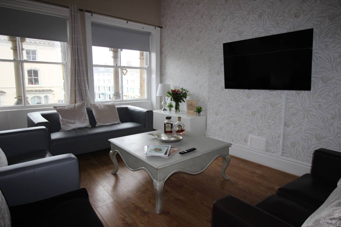 Cottage ∙ 2 Bedrooms ∙ 6 Guests - Llandudno