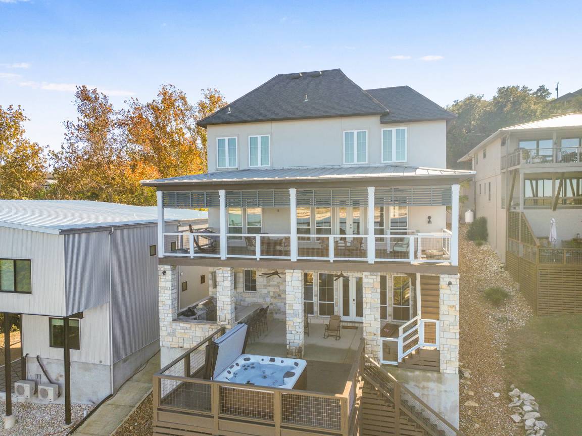 308 M² House ∙ 5 Bedrooms ∙ 16 Guests - Canyon Lake, TX