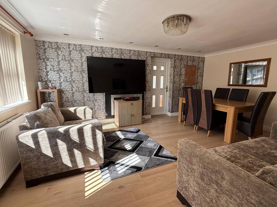 House ∙ 6 Bedrooms ∙ 8 Guests - West Yorkshire