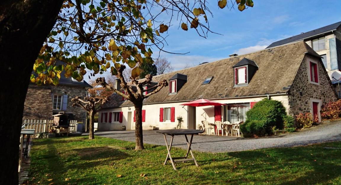 116 M² Mökki ∙ 3 Makuuhuonetta ∙ 9 Vierasta - Lourdes