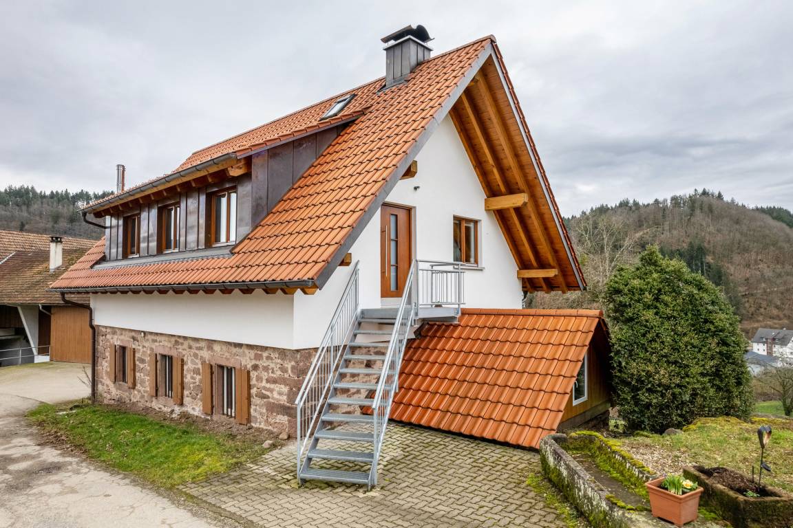 80 M² Ferienhaus ∙ 2 Schlafzimmer ∙ 4 Gäste - Oberharmersbach