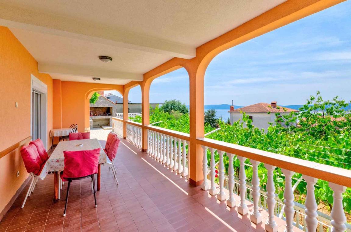 80 M² Ferienwohnung ∙ 3 Schlafzimmer ∙ 6 Gäste - Crikvenica