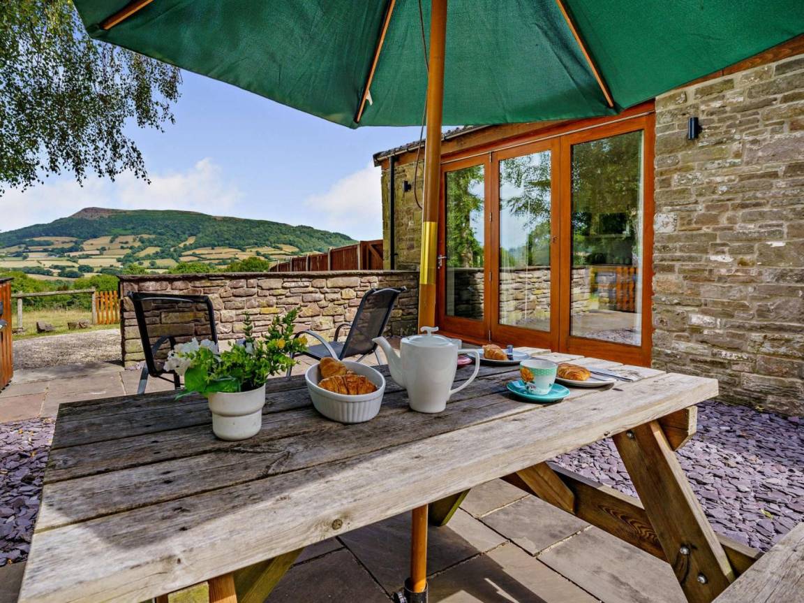 Cottage ∙ 1 Bedroom ∙ 2 Guests - Abergavenny
