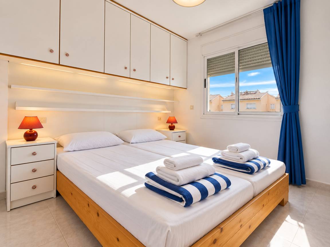53 M² Apartamento ∙ 2 Habitaciones ∙ 4 Huéspedes - Guardamar del Segura
