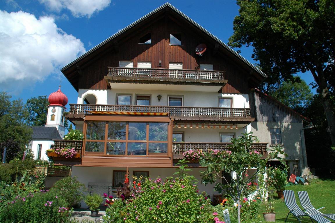 78 M² Ferienwohnung ∙ 2 Schlafzimmer ∙ 6 Gäste - Weiler-Simmerberg