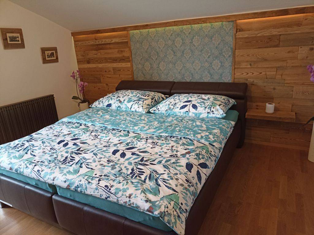 100 M² Ferienwohnung ∙ 2 Schlafzimmer ∙ 4 Gäste - Mondsee