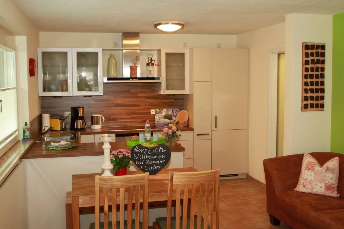 70 M² Ferienwohnung ∙ 2 Schlafzimmer ∙ 4 Gäste - Illmensee