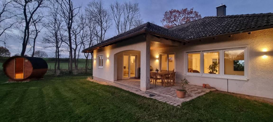155 M² House ∙ 5 Bedrooms ∙ 8 Guests - Erftstadt