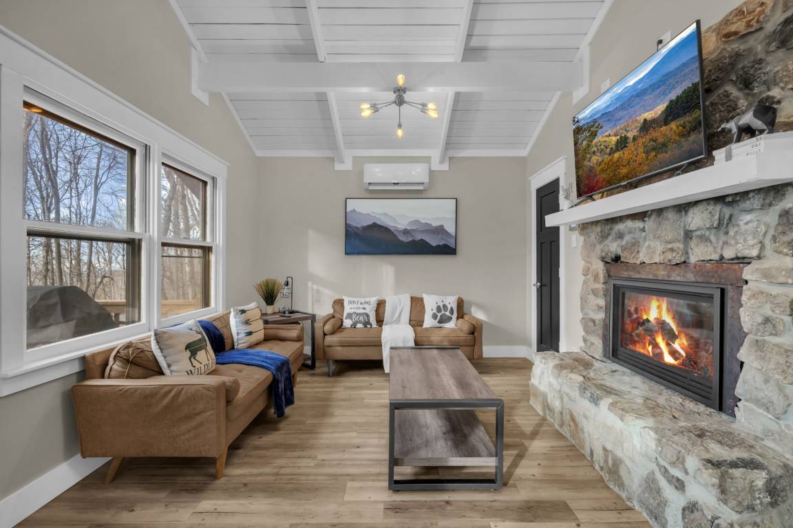 155 M² Bungalow ∙ 4 Bedrooms ∙ 8 Guests - Banner Elk, NC