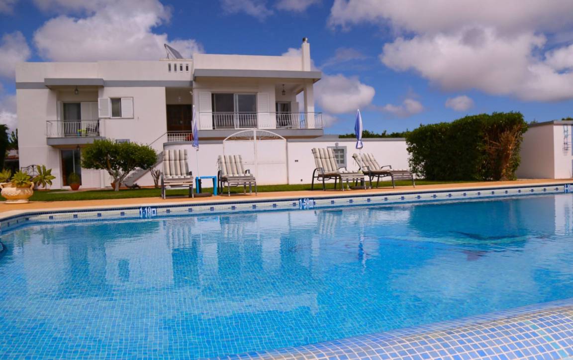 150 M² Apartament ∙ 3 Sypialnie ∙ 6 Gości - Faro