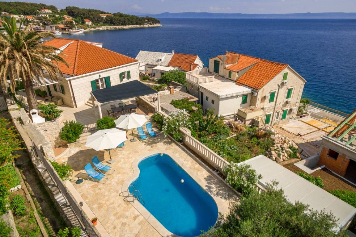 Villa ∙ 4 Slaapkamers ∙ 10 Gasten - Hvar