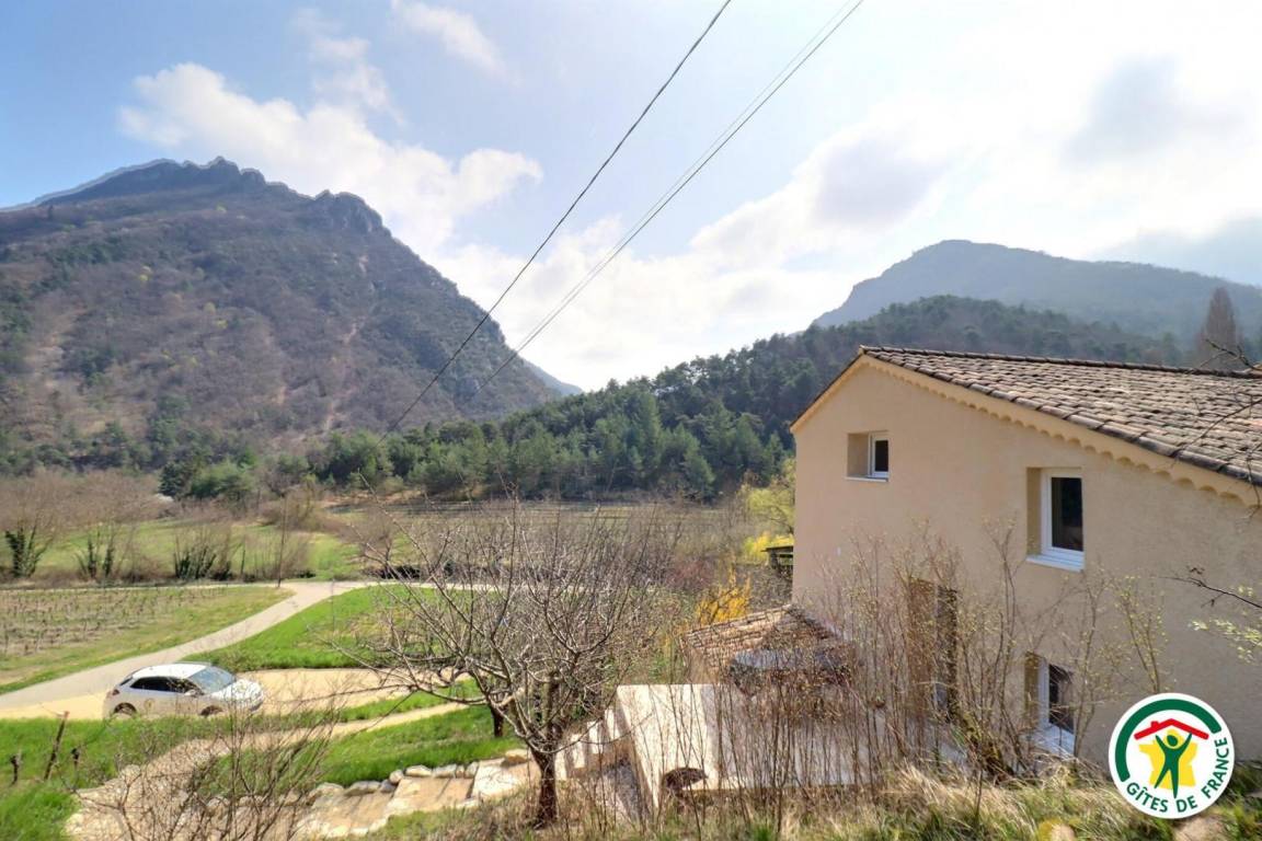 Gîte ∙ 1 Chambre ∙ 2 Personnes - Saillans