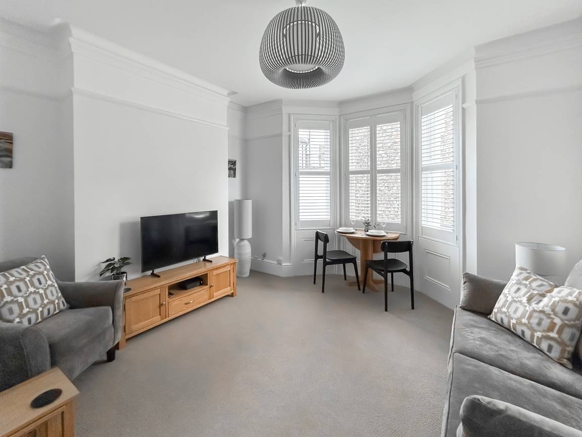 Apartment ∙ 1 Bedroom ∙ 4 Guests - Steyning