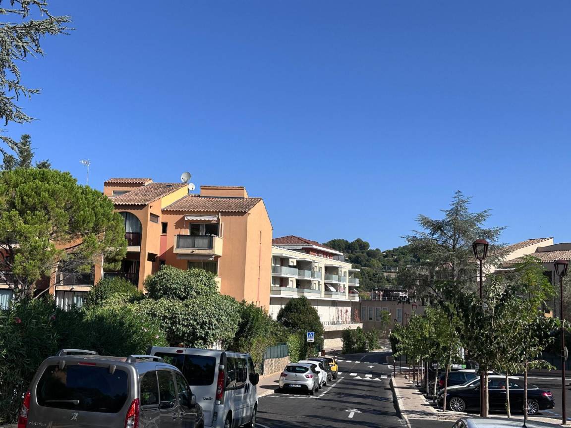 54 M² Apartment ∙ 2 Bedrooms ∙ 5 Guests - Mougins