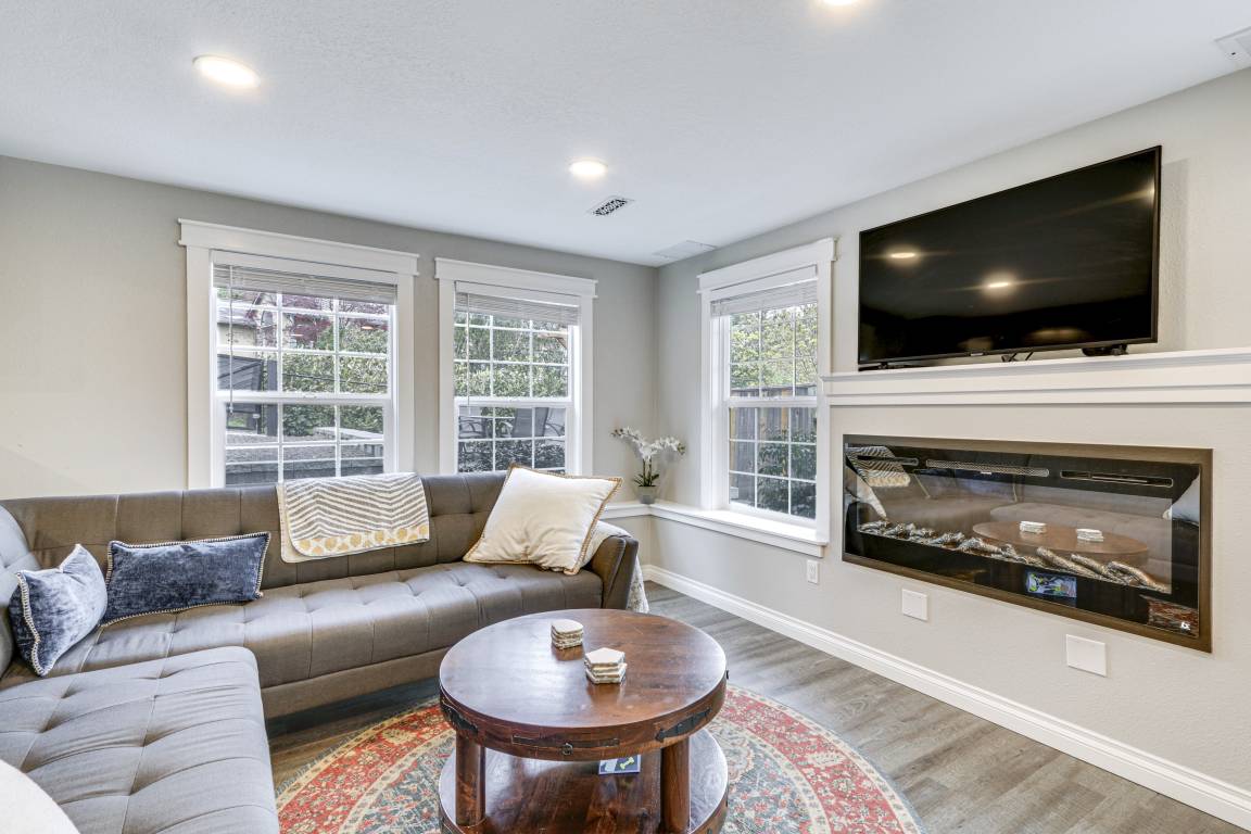 130 M² House ∙ 3 Bedrooms ∙ 5 Guests - Portland, OR